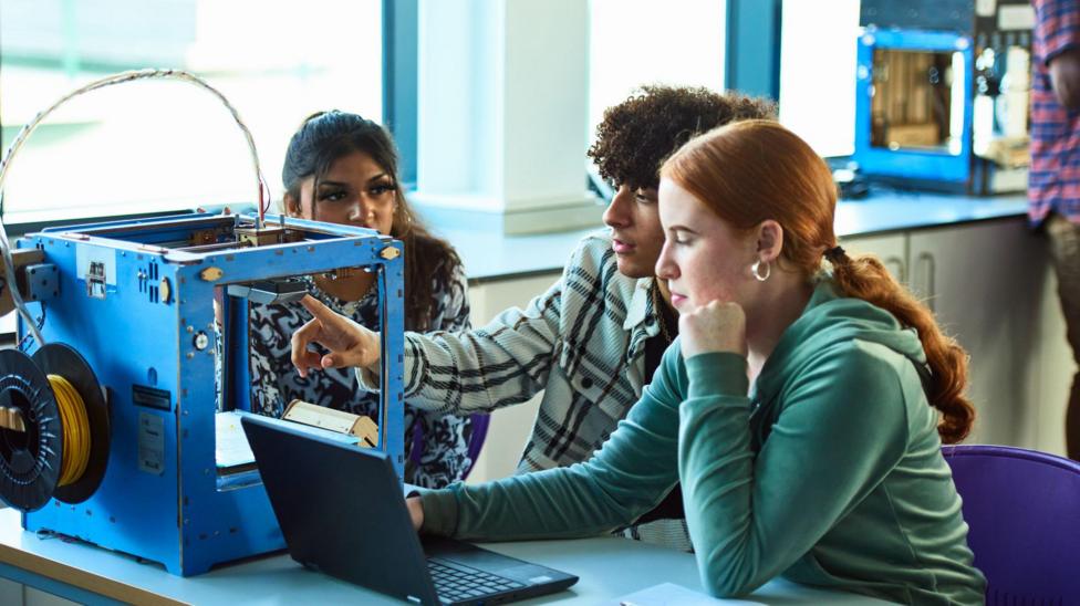 PM sets new target for under-25s in university, college or ...