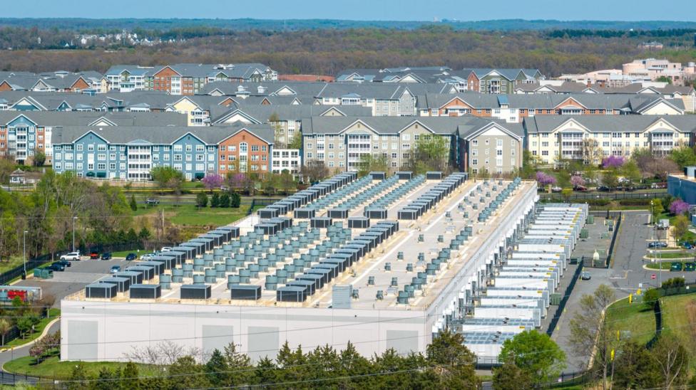 The plans to put data centres into orbit and on the moon - BBC News