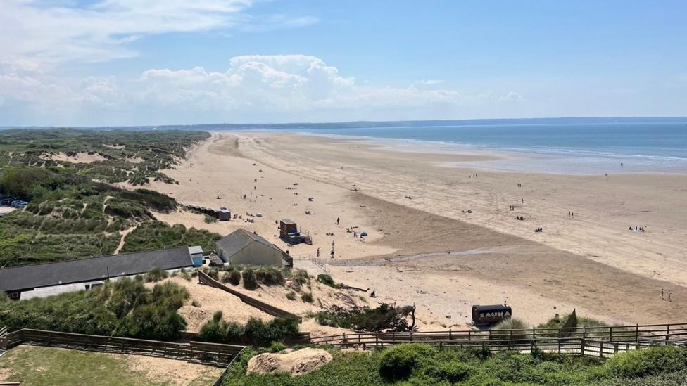 Application submitted to build 450 homes in North Devon - BBC News