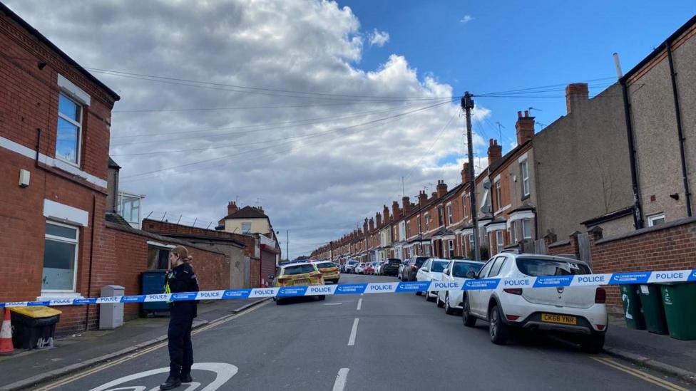 Murder suspect remains in custody after Coventry stabbing - BBC News