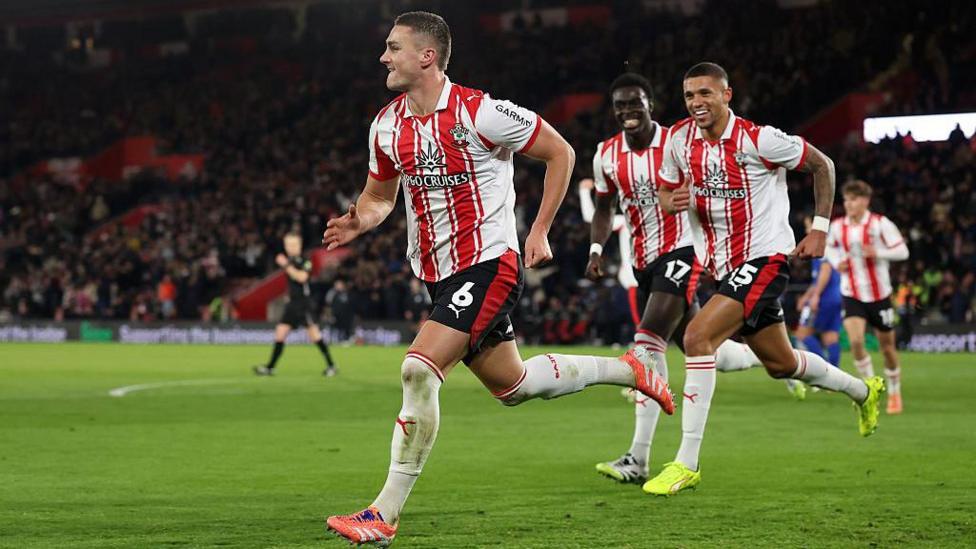 Southampton 3-0 Leicester City: Saints win fourth game in a row under ...