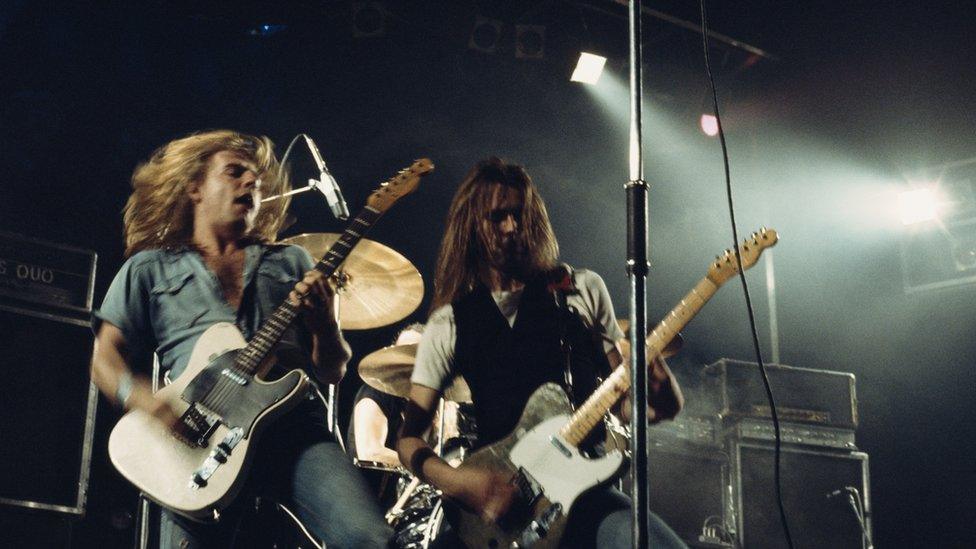 Rick Parfitt: Rock world pays tribute to Status Quo guitarist - BBC News