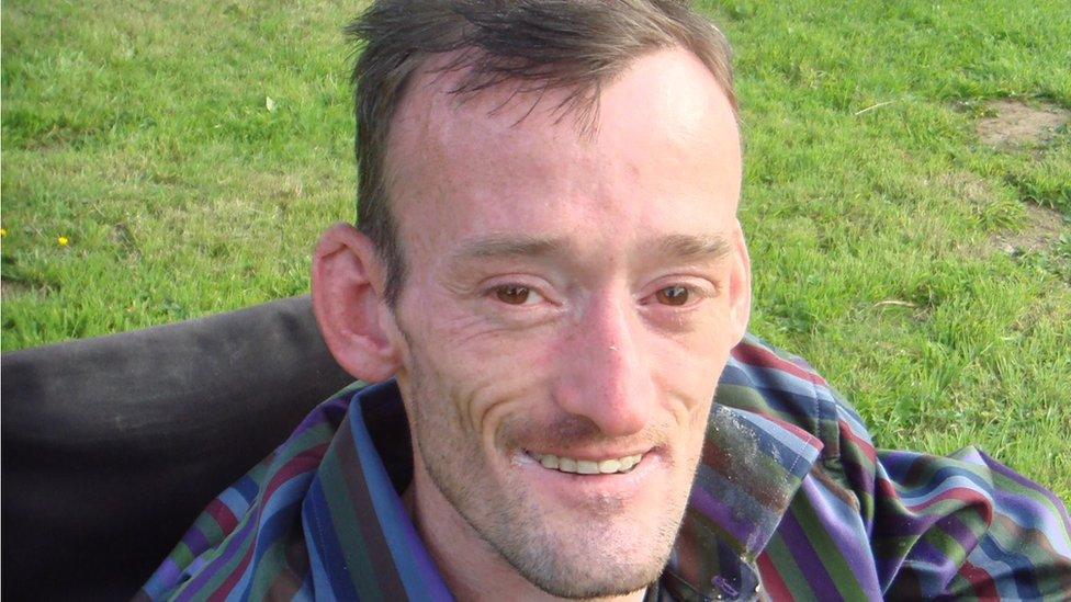 'Inspiring' campaigner died after choking on sandwich - BBC News