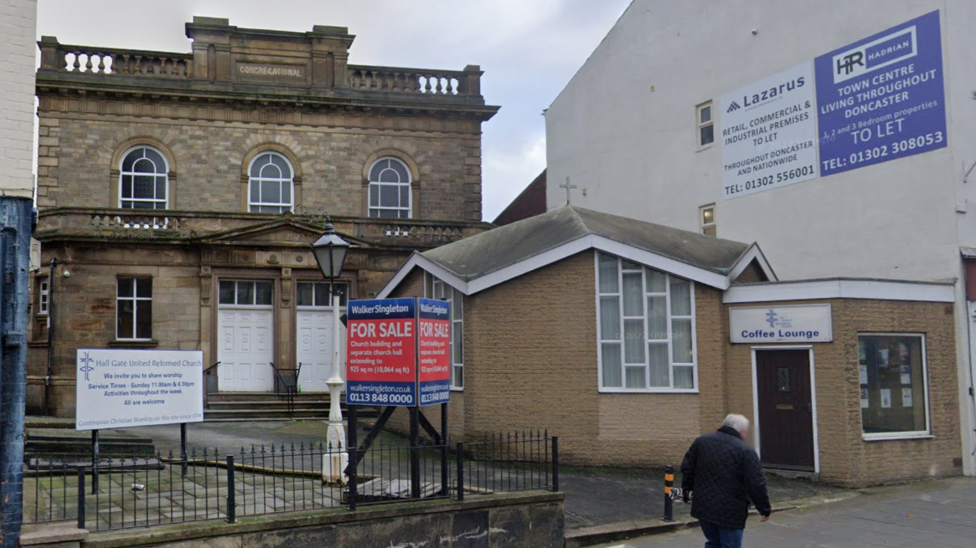 Former Doncaster church to become restaurant and bar - BBC News