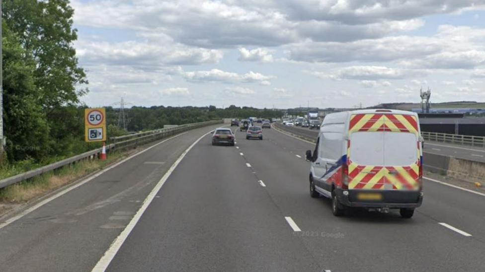 Hundreds caught speeding on Sheffield Tinsley Viaduct - police - BBC News
