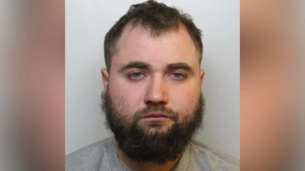 Drink driver jailed after killing his friend in crash by M32 - BBC News
