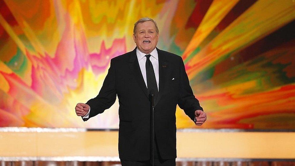 Ken Howard, star of The White Shadow, dies aged 71 - BBC News