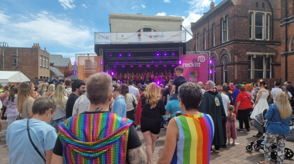 Hull Pride: Thousands gather in city to celebrate inclusivity - BBC News