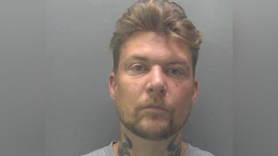 Peterborough: Man attacked partner and smashed cars - BBC News