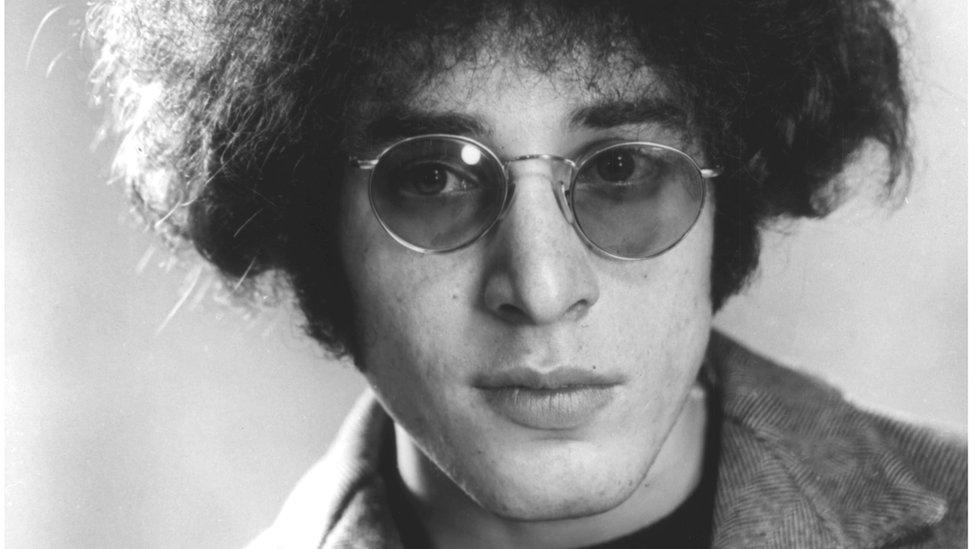 Procol Harum: Whiter Shade of Pale lyricist Keith Reid dies - BBC News