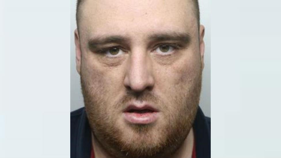 Doncaster man jailed for M18 wrong-way getaway - BBC News