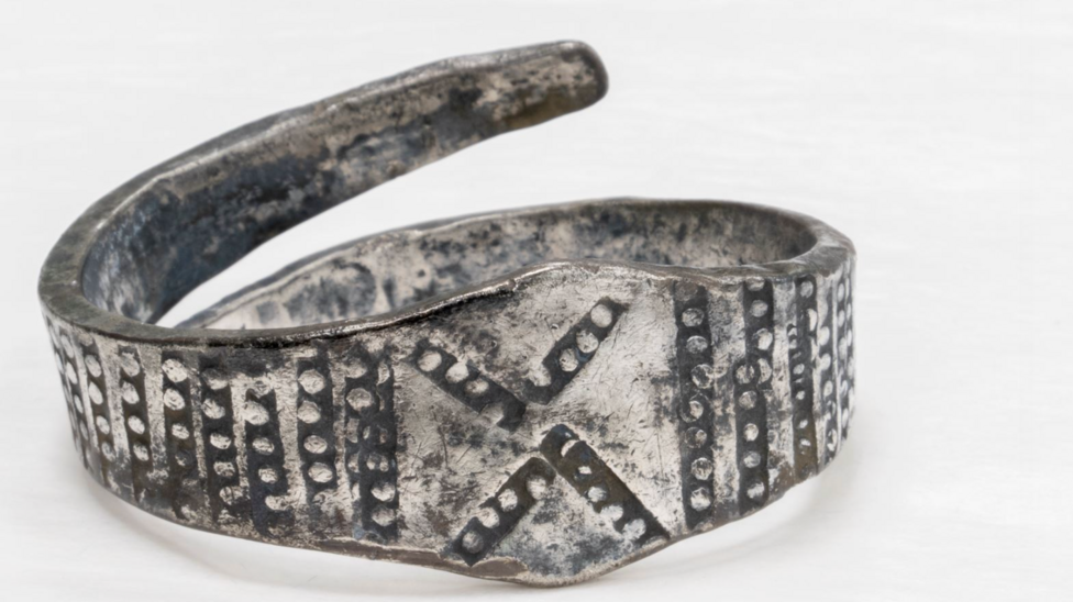Student finds Viking treasures with metal detector - BBC Newsround