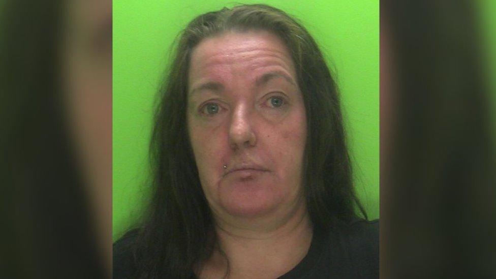 Woman jailed for robbing Nottingham man, 81, in his home - BBC News
