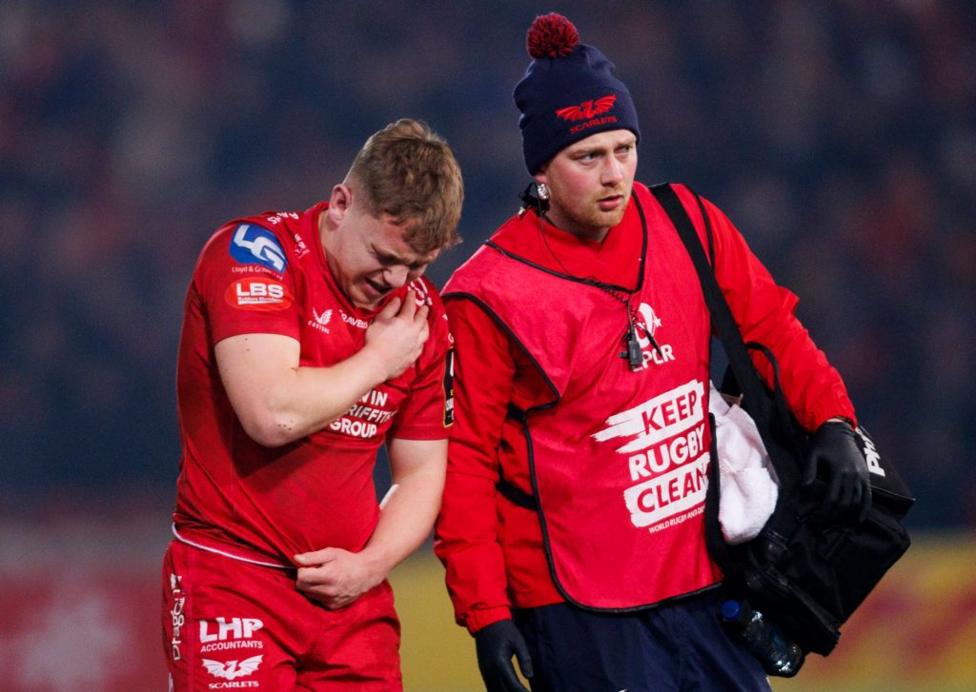 European Challenge Cup: Gloucester 31-7 Scarlets - BBC Sport