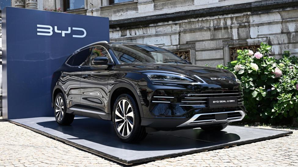 China's BYD overtakes Tesla revenue for first time - BBC News