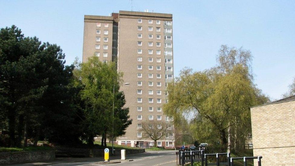 Norwich tower block death: Craig Stubbs' fall remains a mystery - BBC News