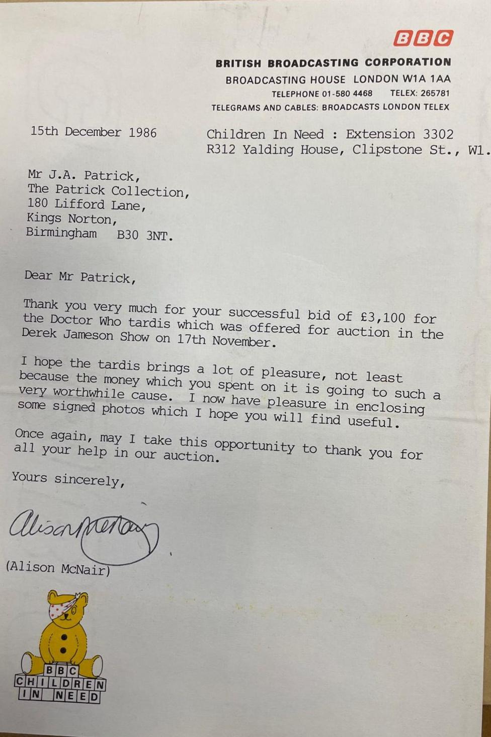 Doctor Who: The Coxhoe man who thought 'why not buy a Tardis?' - BBC News