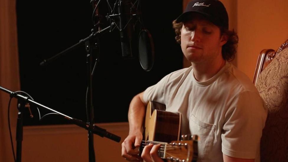 Mitch Fossier: How a singing winger has helped Nottingham Panthers ...