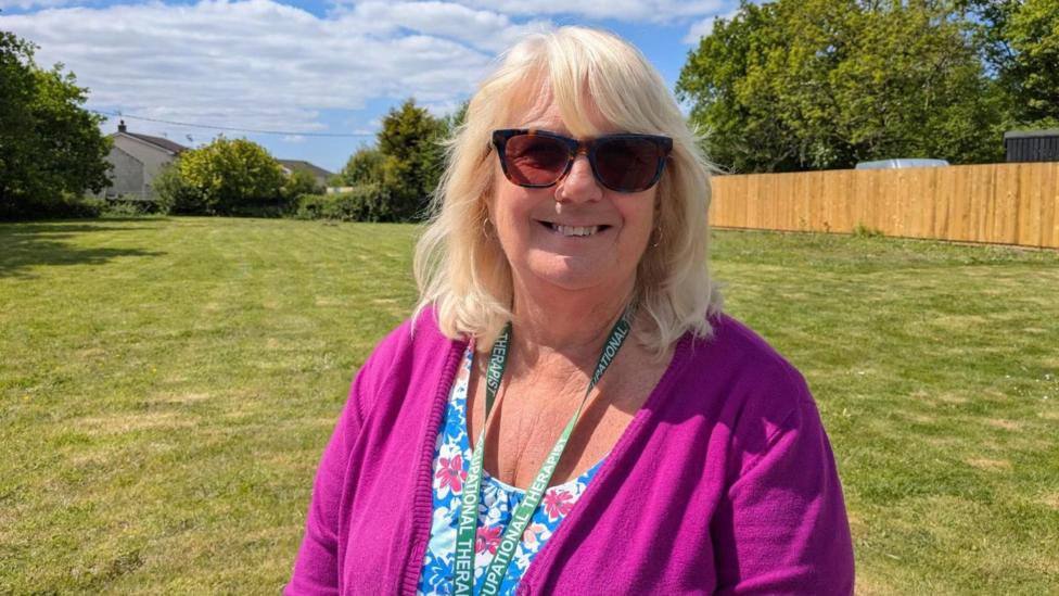 Alcohol-related brain damage could affect thousands, warns expert - BBC ...