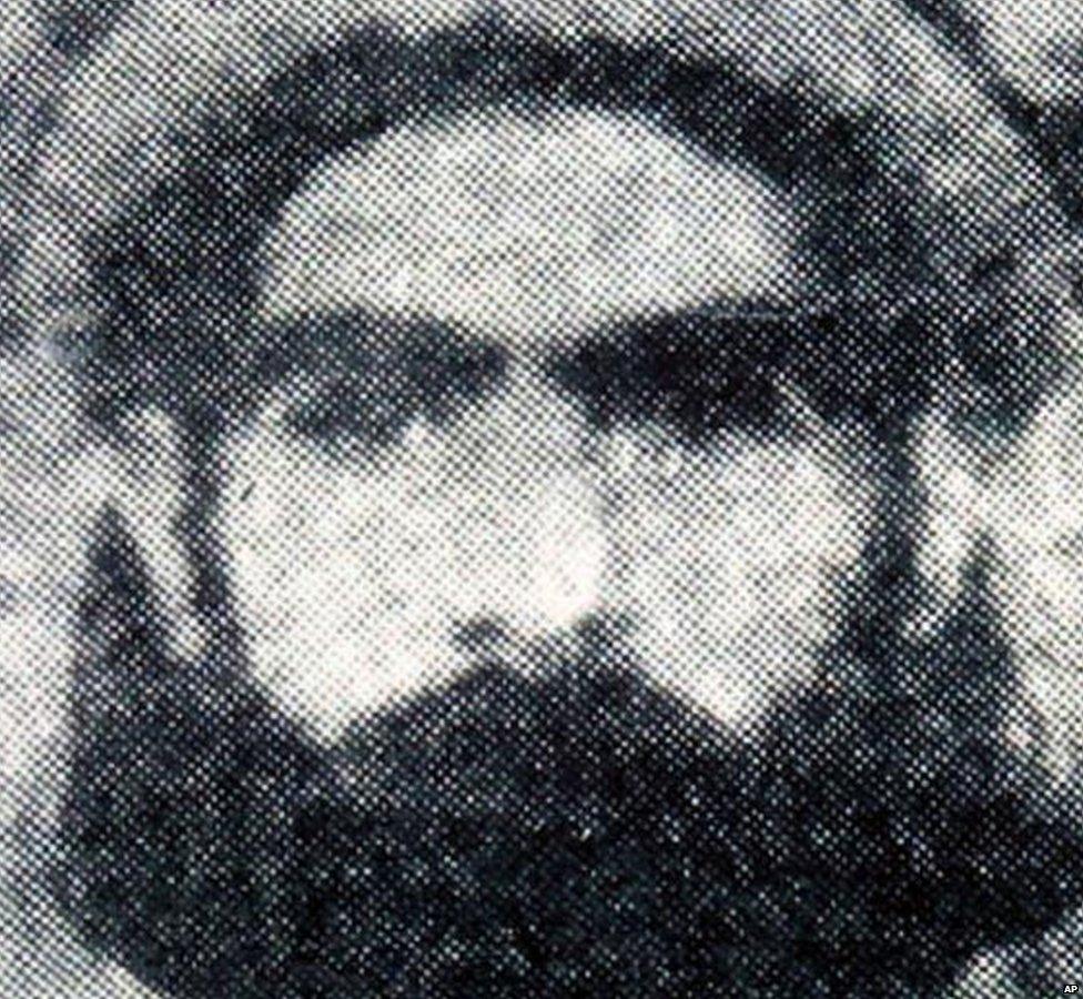 Taliban leader death: Who was Mullah Omar? - BBC News