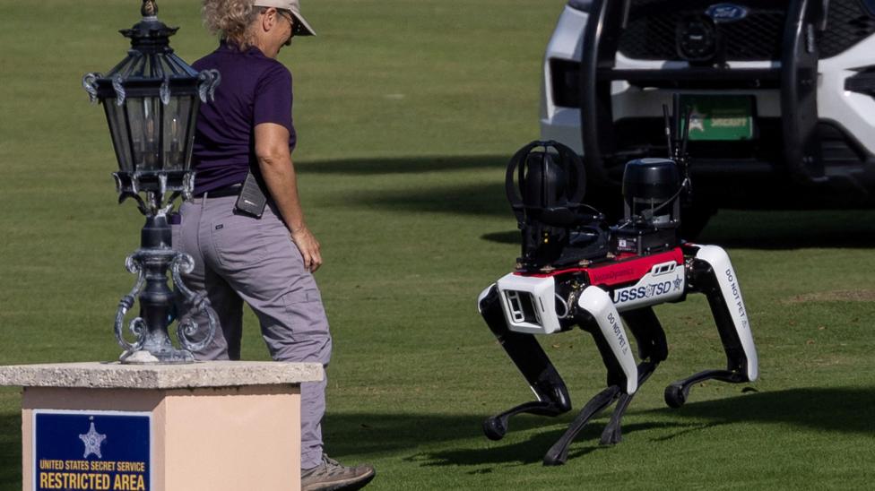 Donald Trump: Meet Spot, the security robot 'dog' - BBC Newsround