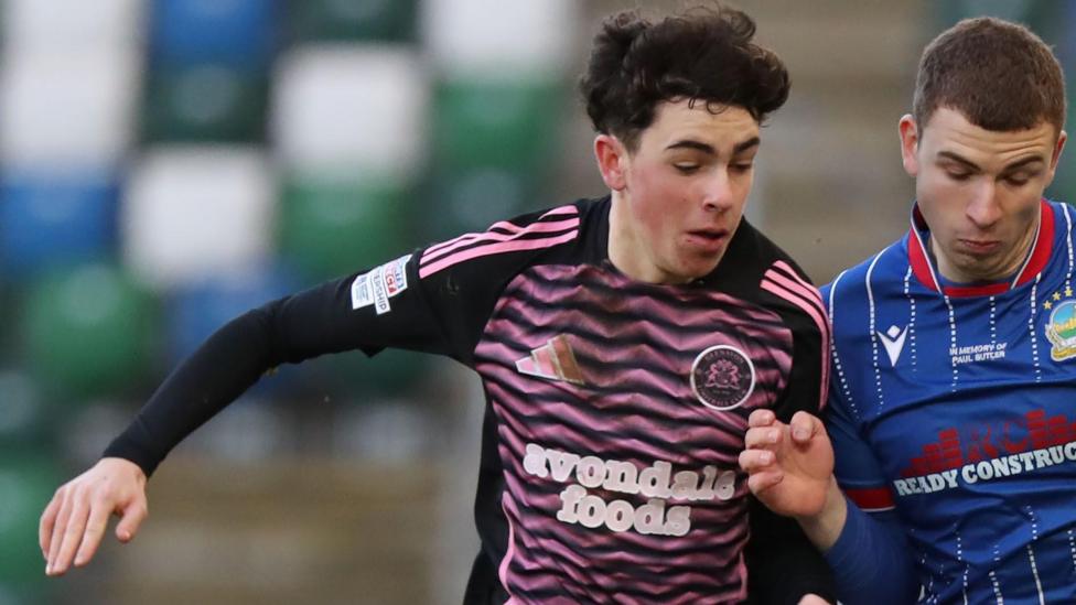 Chris Atherton: Who is the new teenage Chelsea signing? - BBC Sport