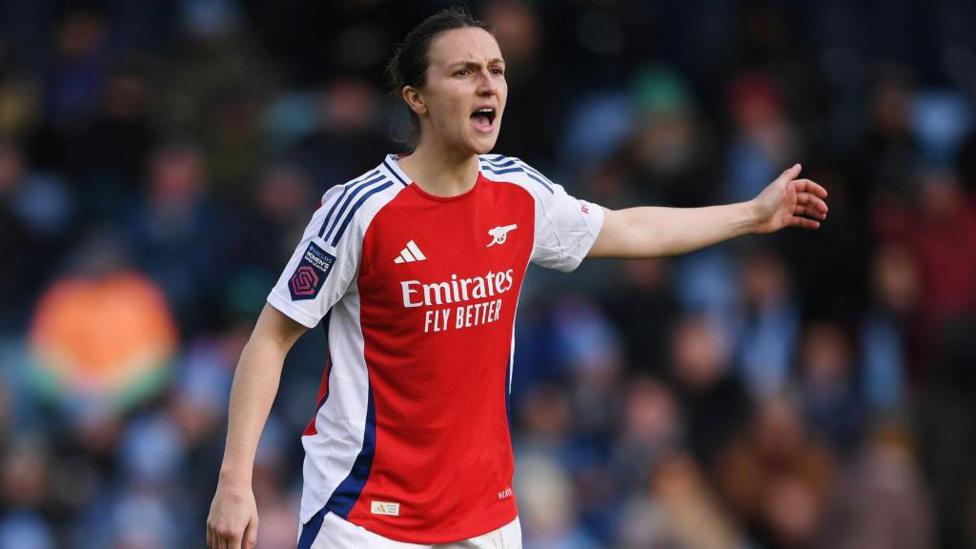 Women's Super League: Arsenal defender Lotte Wubben-Moy signs new three ...