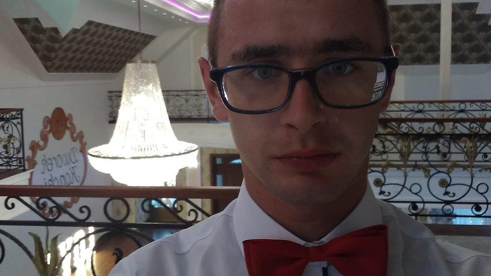 Filip Jaskiewicz death: Woman 'stabbed' man 'through heart' - BBC News