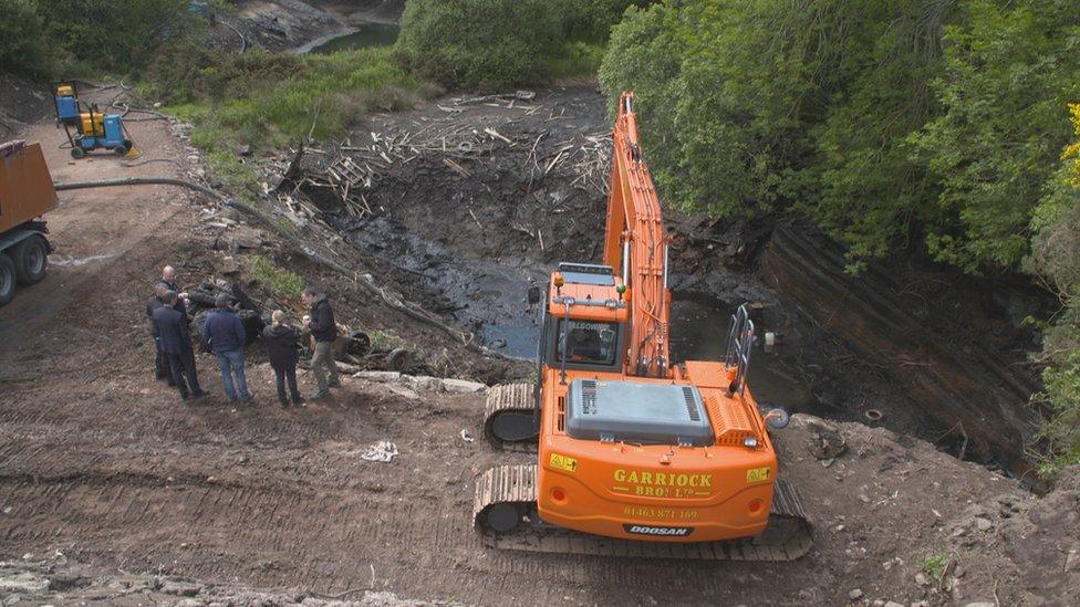 Renee and Andrew MacRae: Pushchair parts at Culloden quarry - BBC News