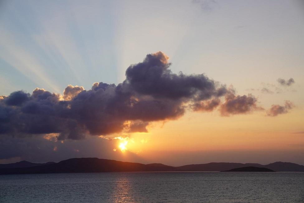 In pictures: Summer solstice across Scotland - BBC News