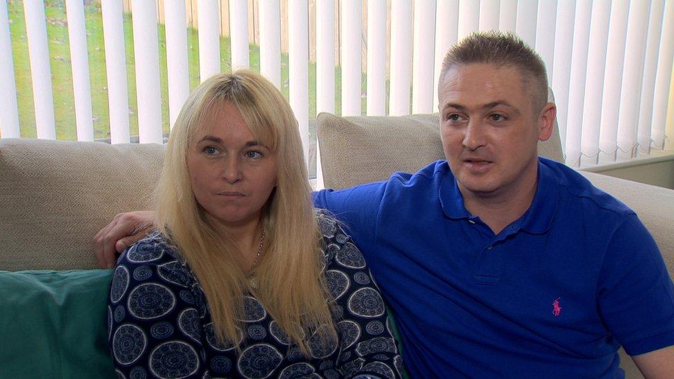 Parents of terminally ill child call for ward to reopen - BBC News