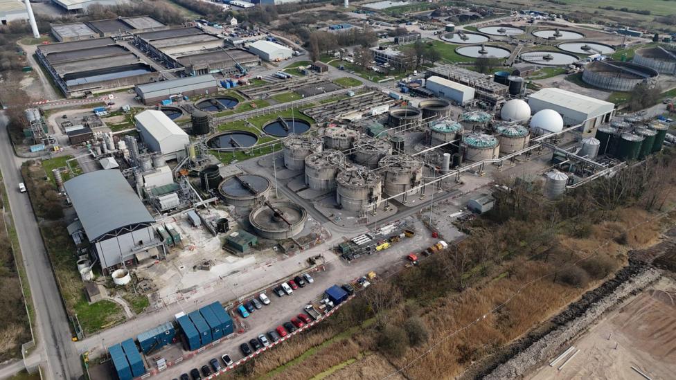 Avonmouth explosion risk was flagged years before fatal blast - BBC News