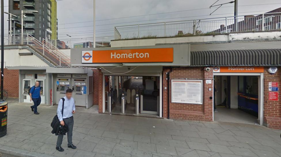 Homerton: Two shot and one stabbed near London Overground station - BBC News