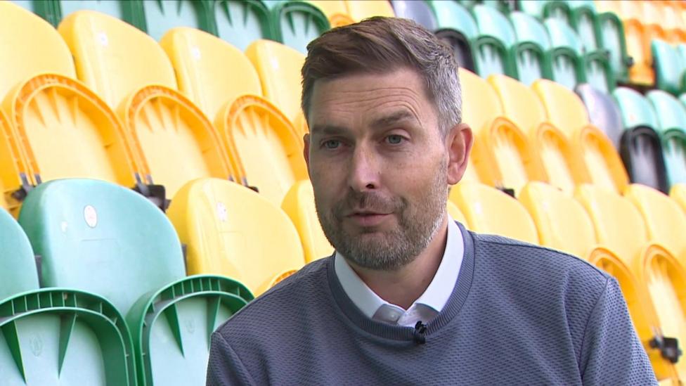 Northampton Saints looking for new Bernie the Dog mascot - BBC News