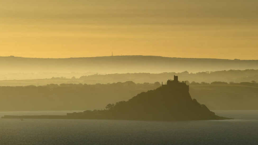 Devon and Cornwall tourism bosses optimistic for recovery - BBC News