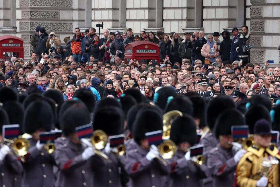Remembrance Sunday 2024: Pictures of the ceremony at the Cenotaph - BBC ...