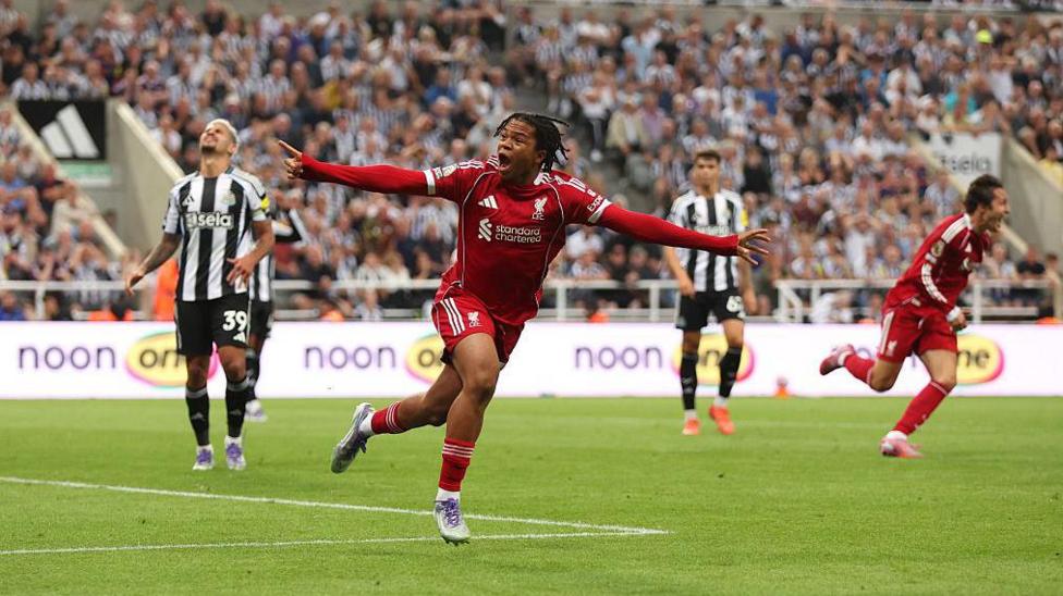 Rio Ngumoha: Who is Liverpool's superstar teen player? - BBC Newsround