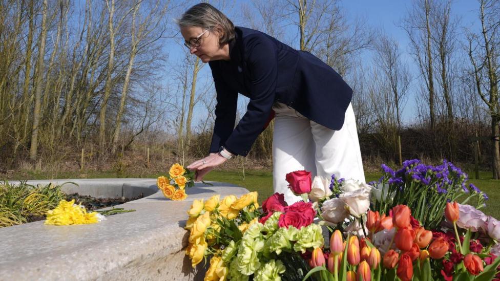 Covid day of reflection in UK marks fifth anniversary since pandemic ...