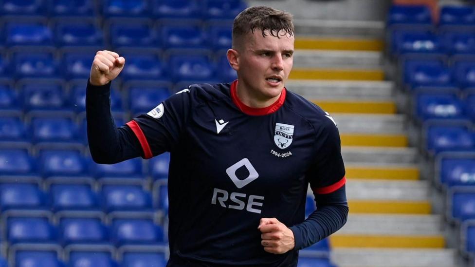 Ronan Hale: Ross County striker cleared to play for Northern Ireland ...