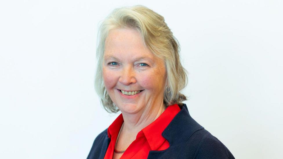Labour retains City of Edinburgh Council leadership - BBC News