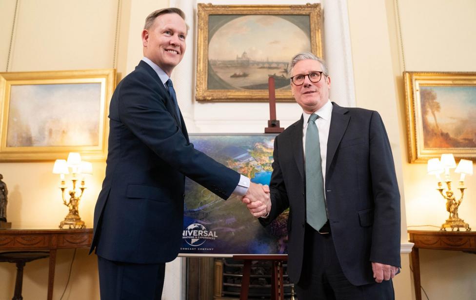 Universal theme park for Bedfordshire confirmed by Starmer - BBC News