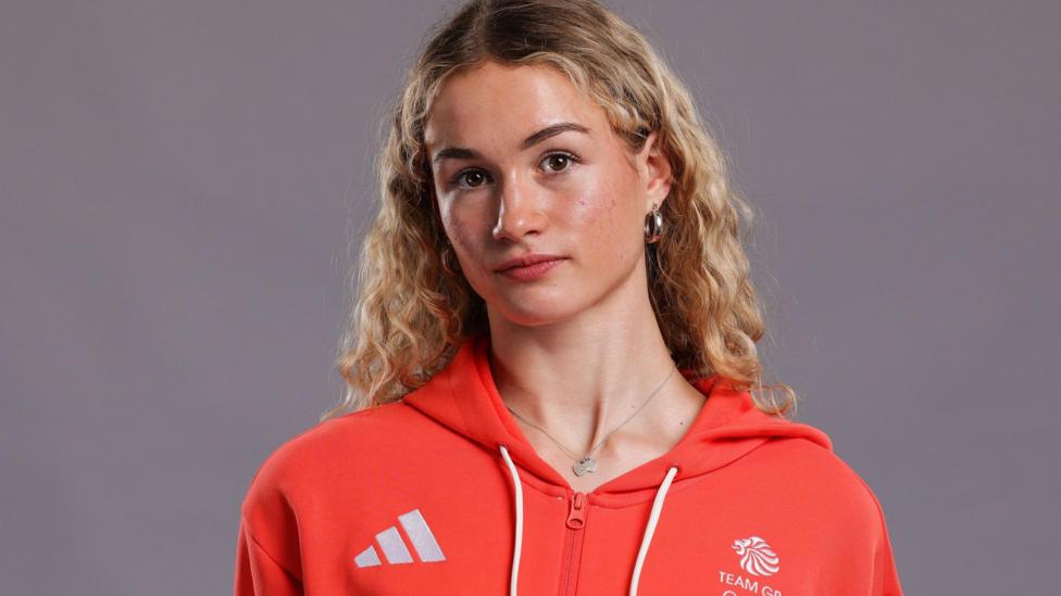 Phoebe Gill: Team GB teenager hoping for 'ton of fun' at Paris Games ...