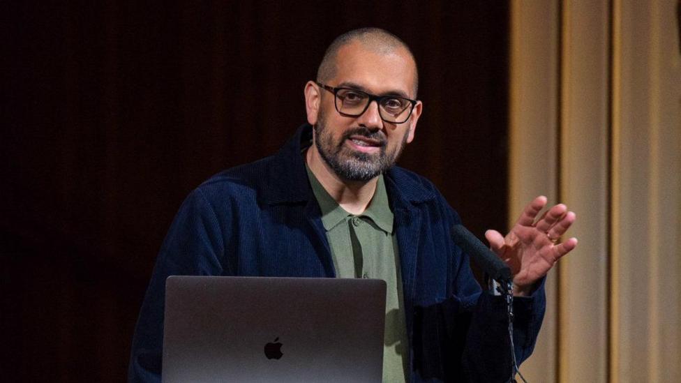 Global majority: Should the term replace ethnic minority? - BBC News