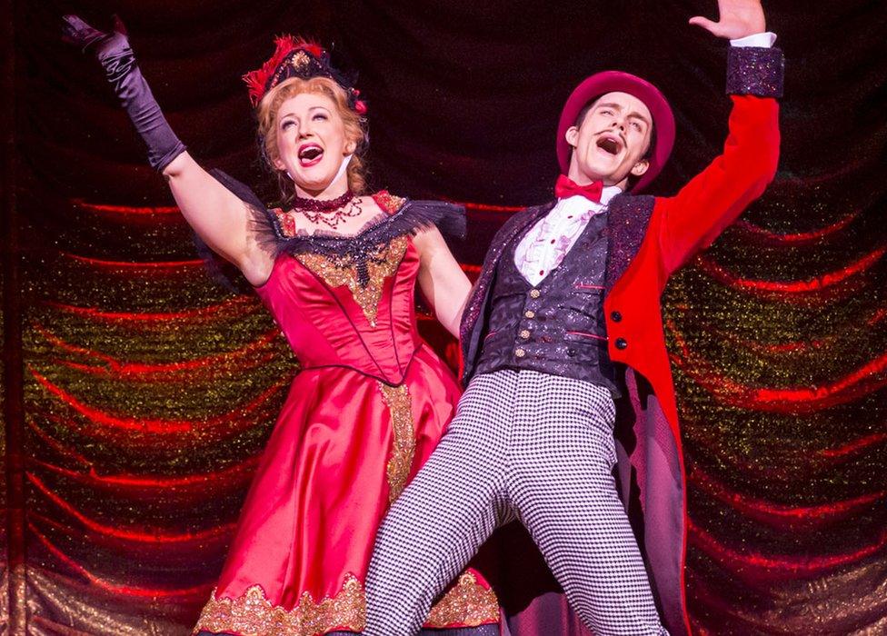 Why musical Show Boat stays afloat - BBC News