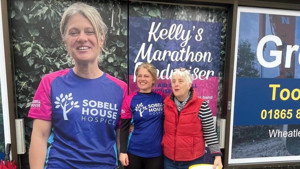 Oxfordshire widow support group shows people 'they're not alone' - BBC News