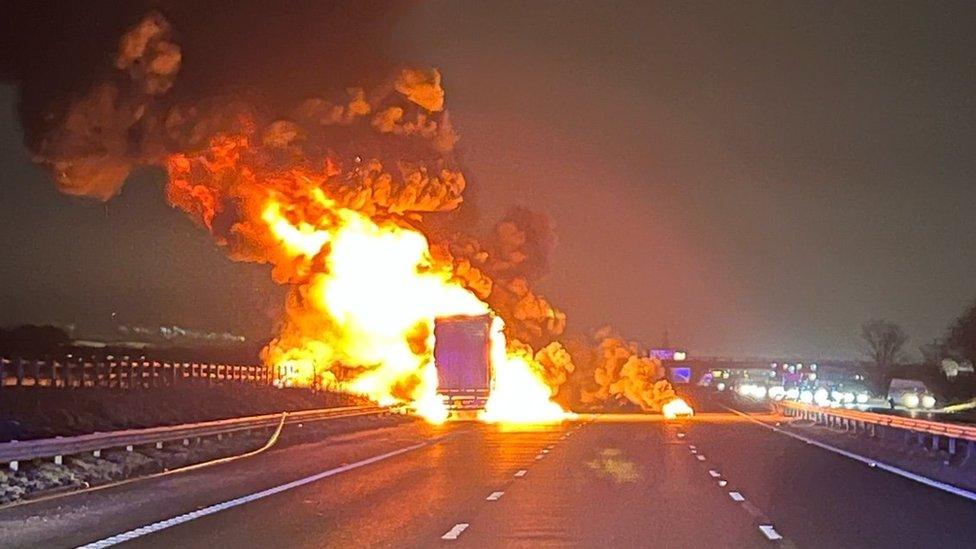 Lorry consumed by fireball on M62 in Liverpool - BBC News