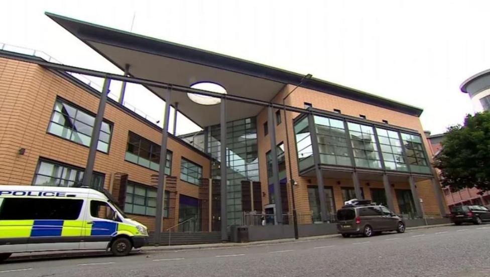 Devon and Cornwall Police officers deny Exeter assault charges - BBC News