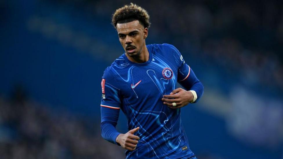 Chelsea sales reach £250m as Veiga fee is agreed - BBC Sport