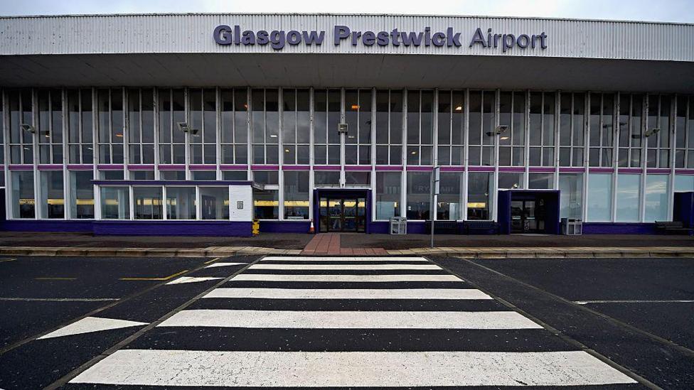 Prestwick Airport to remain with government as bidder pulls out - BBC News