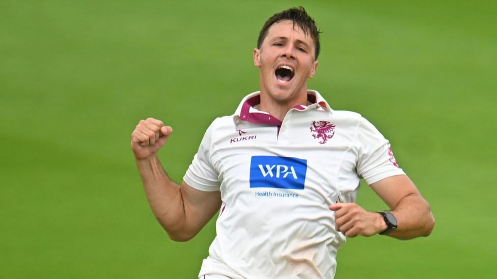 Migael Pretorius: South African all-rounder to rejoin Somerset in 2025 ...